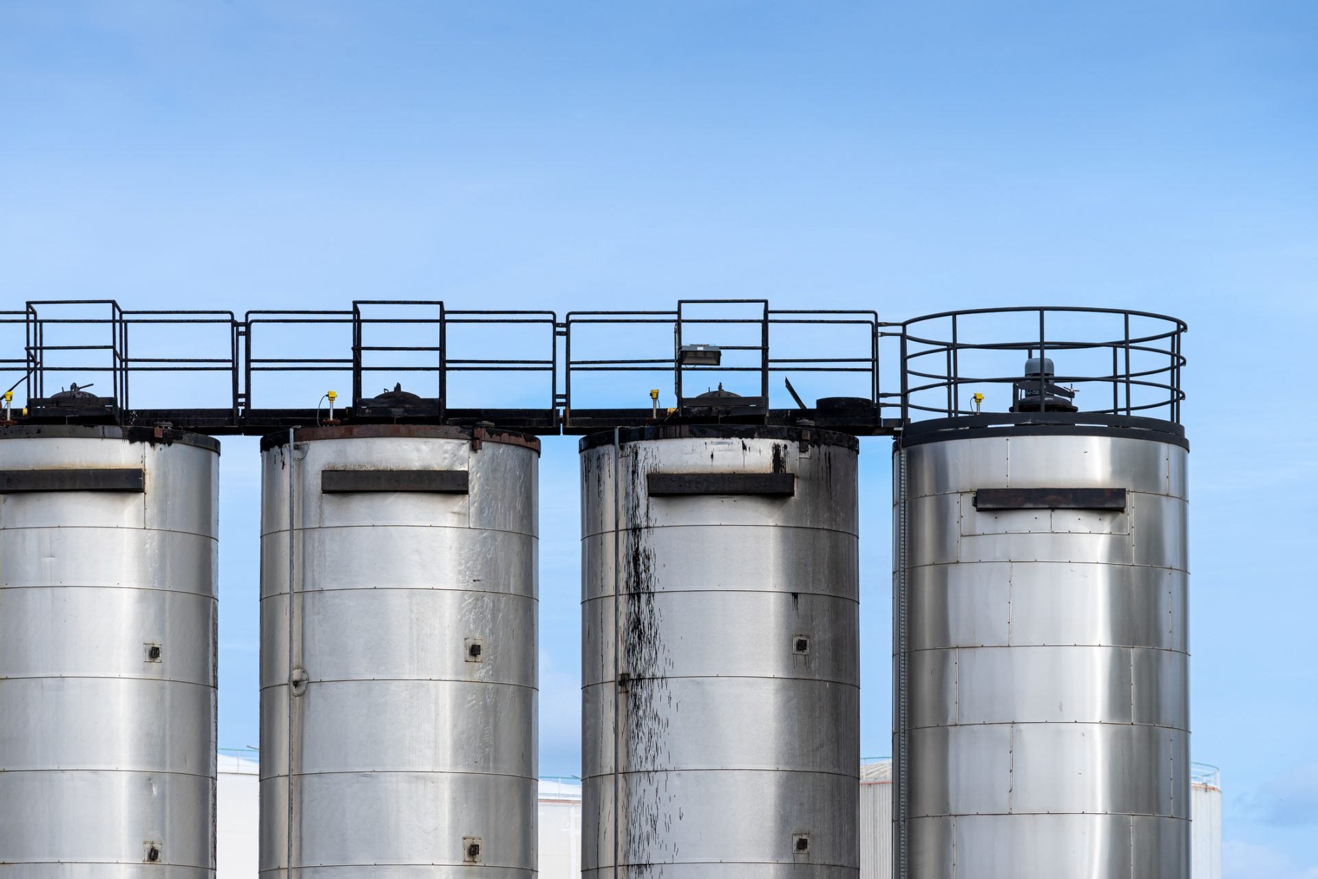 Webinar: How to Choose Between a Silo Fabricated from Metal or Concrete ...