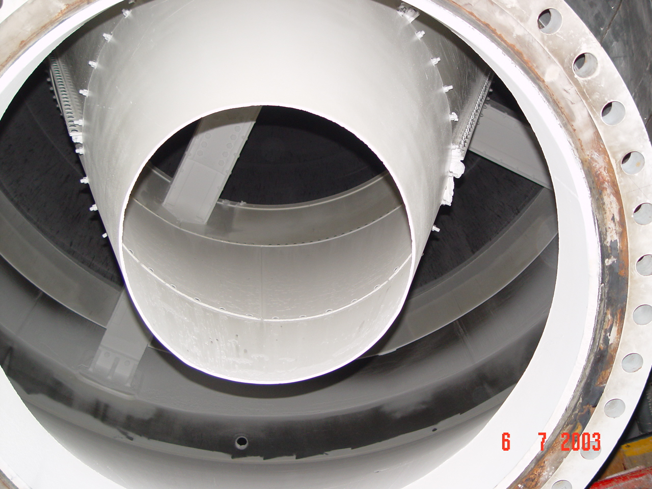 Case Study - Alumina Silo Designed to Blend | Jenike & Johanson